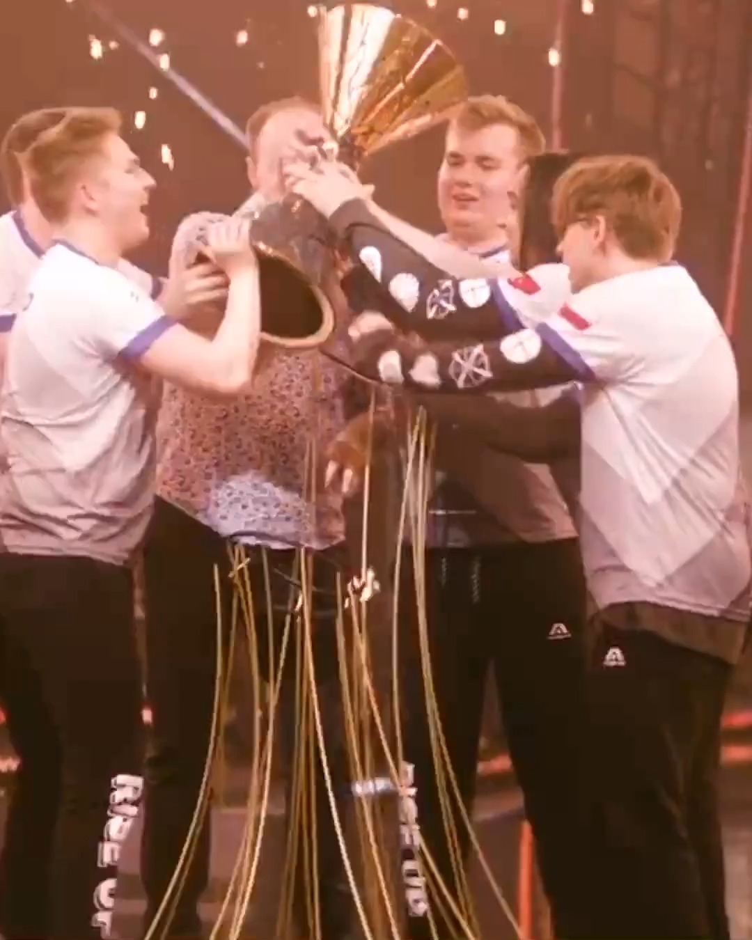 Offizielle E-Sport-Daten | Bereitgestellt von Riot Games